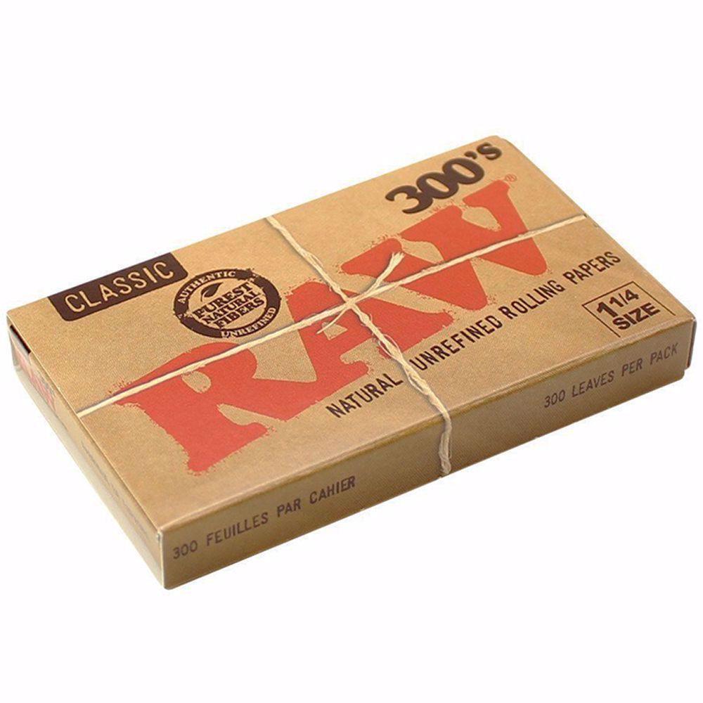 RAW CLASSIC 1 1/4 SIZE 300's NATURAL UNREFINED ROLLING PAPERS | Rolling Ace